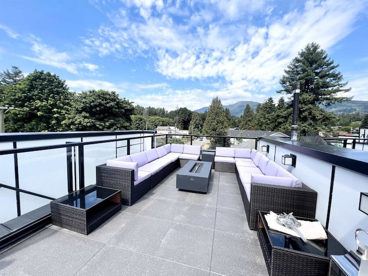 Brand New 3 Bed 3 Bath Townhouse - Cipro