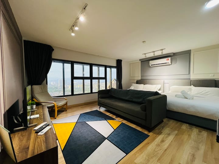 Reunion Loft @ Cheras [Near Mrt][8 Pax] - Balakong