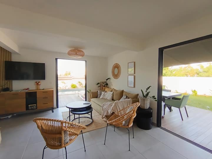 Villa Capeline : Piscine Et Vue Mer, Proche Lagon - Réunion