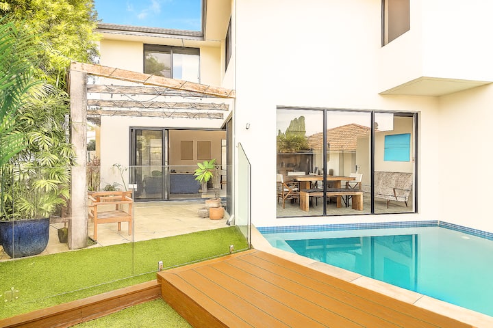 The Poolside Getaway - Perth