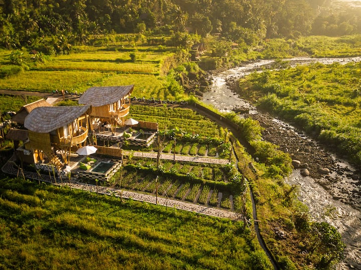 Sidemen Bamboo Pool Villa - Sidemen