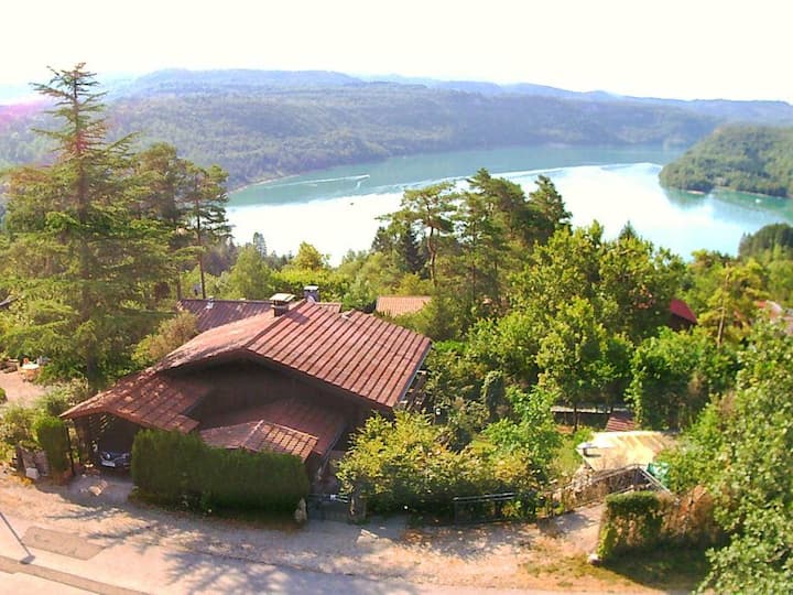 Gîte Dans Un Chalet Vue Sur Le Lac De Vouglans - Moirans-en-Montagne