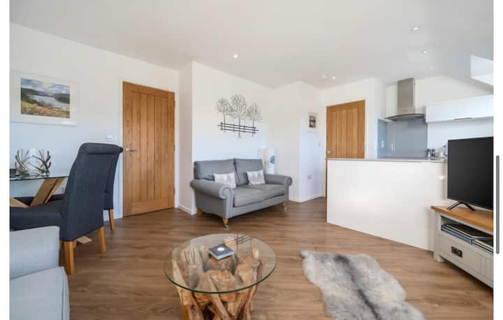 Leo’s Let - Windermere