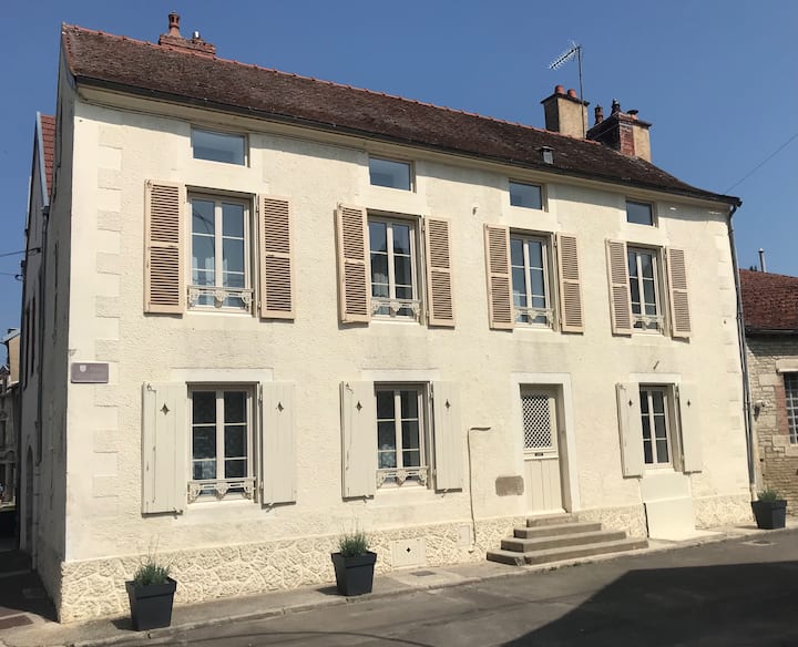 La Maison D'hyppolite - 8 Personnes - Châtillon-sur-Seine
