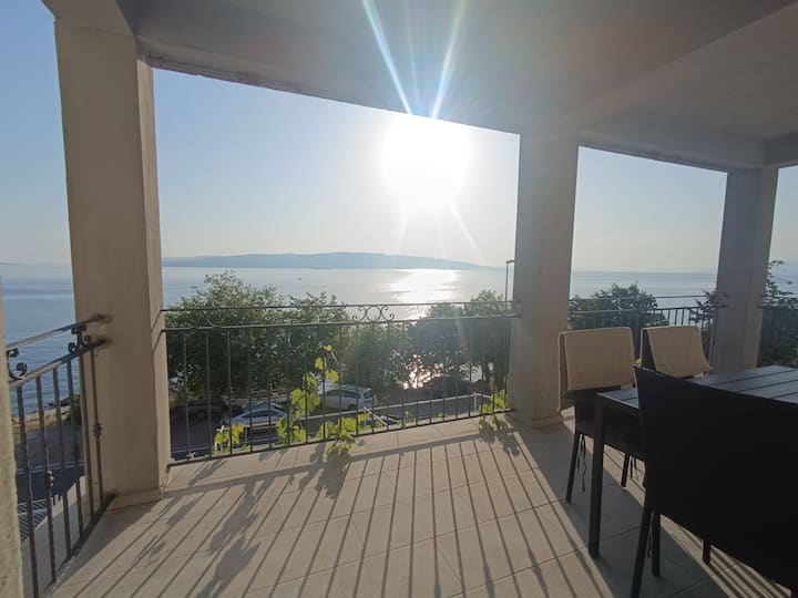 Apartman Mila - 30 M Od Mora - Senj