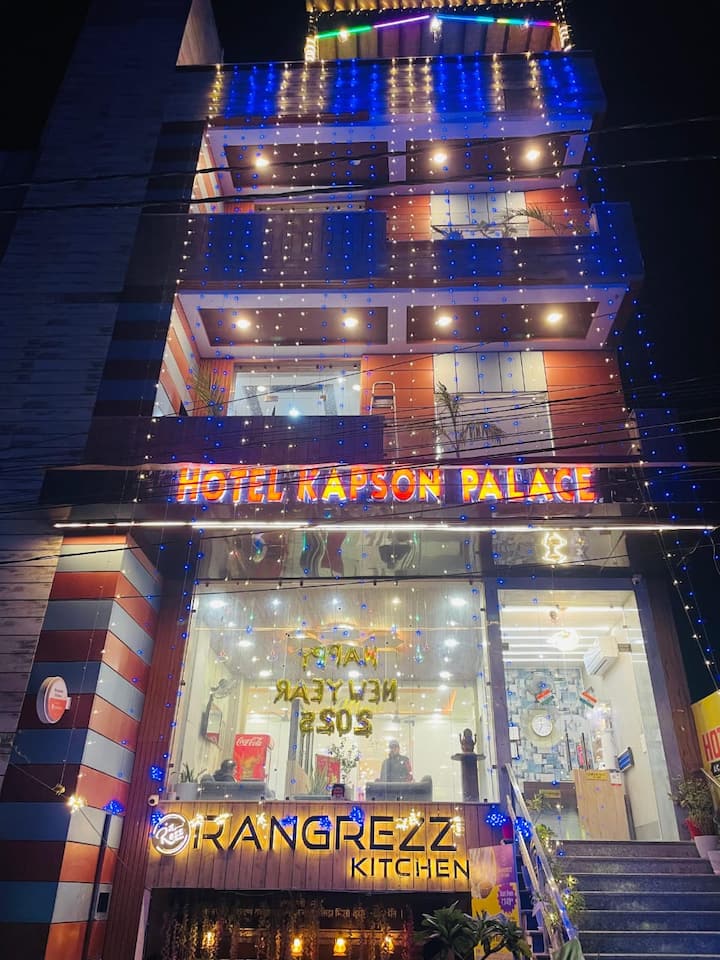 Hotel Kapson Palace Deluxe Room - Bareilly
