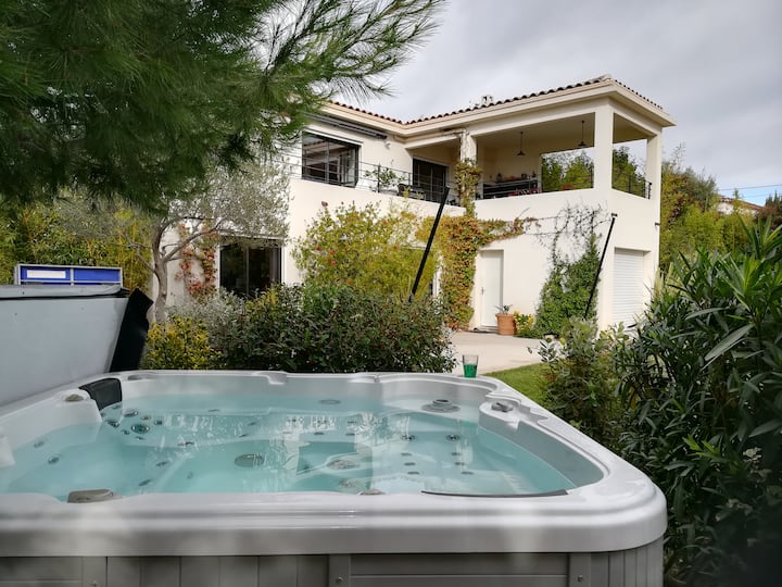 Belle Demeure Arborée Au Calme - Marsella