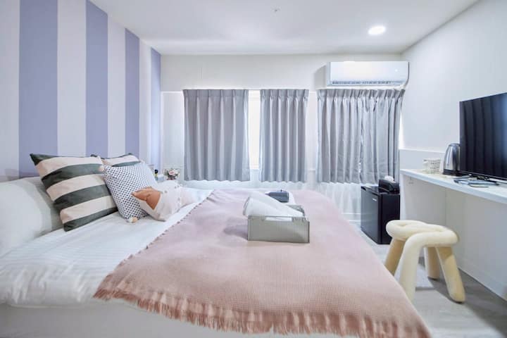 [有窗]Pink Horse Double Room｜parent-child Leisure 61 - Taipei