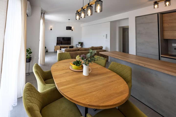 Nu Sea View - Podstrana