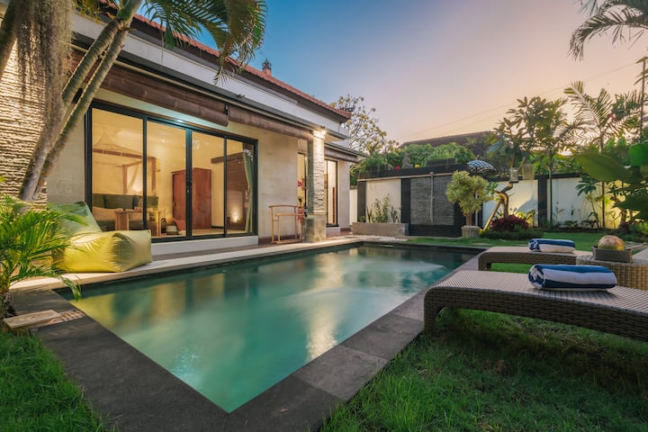 8 Mins To The Beach | Sanur Tropical Villa - Sanur