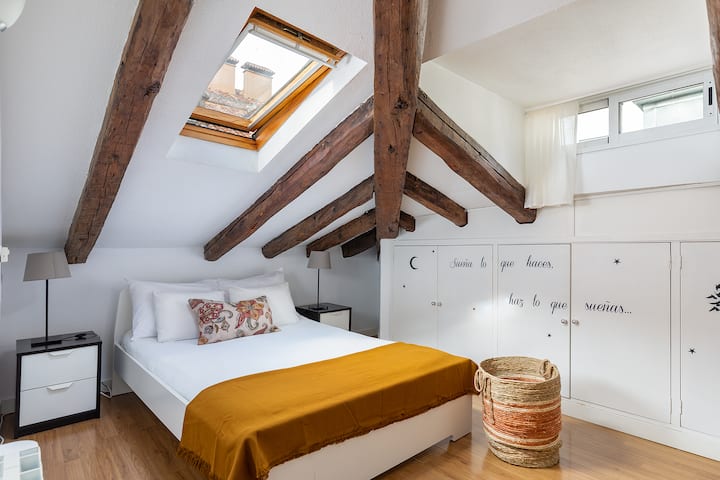 Puerta Del Sol! Best Location, 6 People. Wifi - Madrid