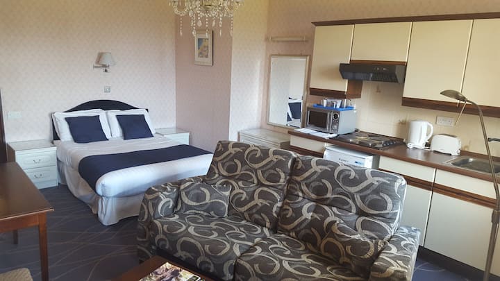 Devoncourt Studio - Exmouth, UK