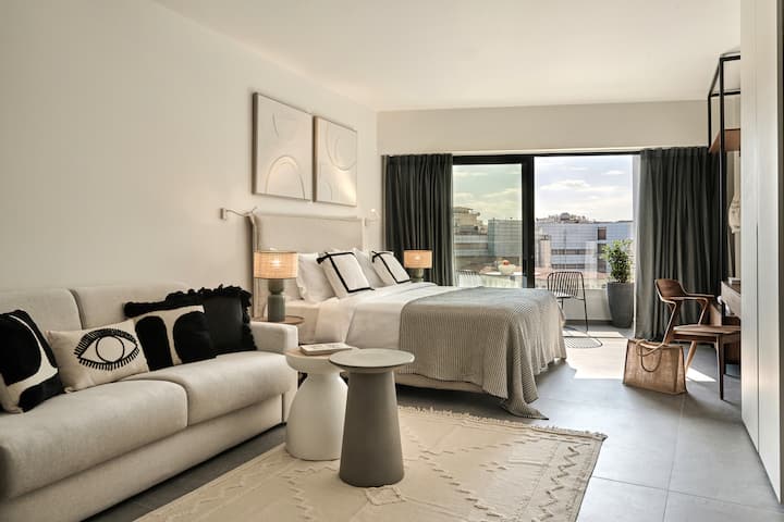 Vision Gazi Deluxe King Room With Balcony - Athens