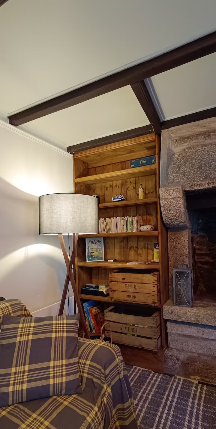 Maison De La Fée Bigoudène à Berrien - Huelgoat