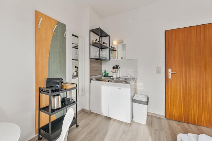Home2stay Apartment For 3 People With Wifi - Heilbronn
