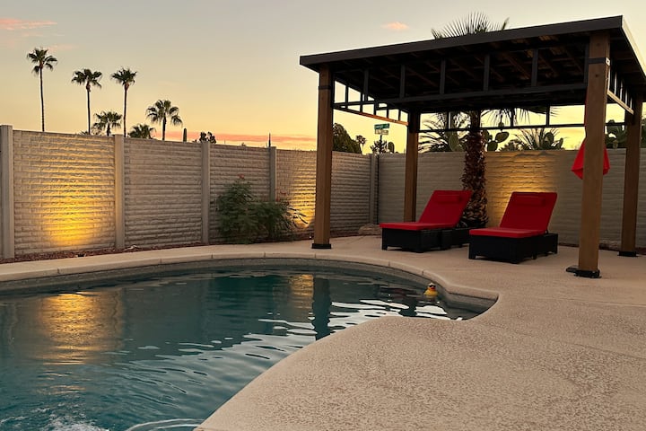 Off Sixth-views/pool/dog Friendly - Tucson, AZ