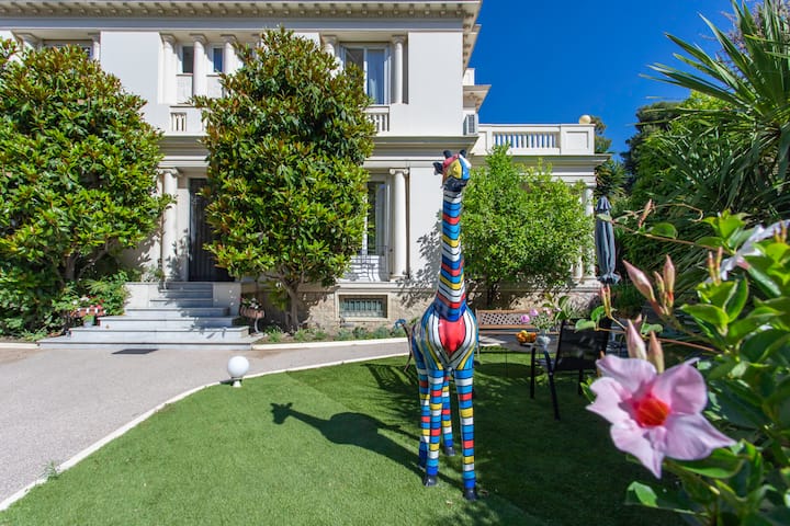 Villa De Charme Avec Piscine Au Cœur De Nice - Nice