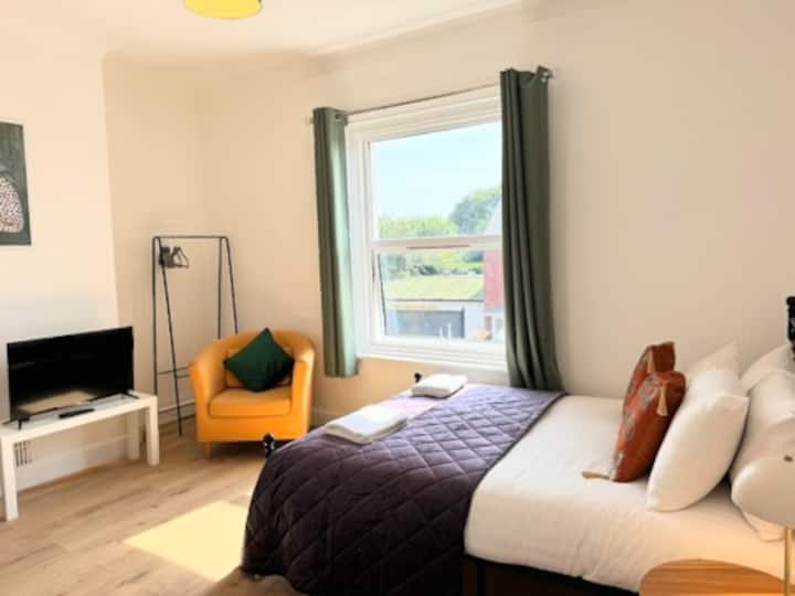 3 Large Double Bedroom House - Newly Refurbished! - Southampton
