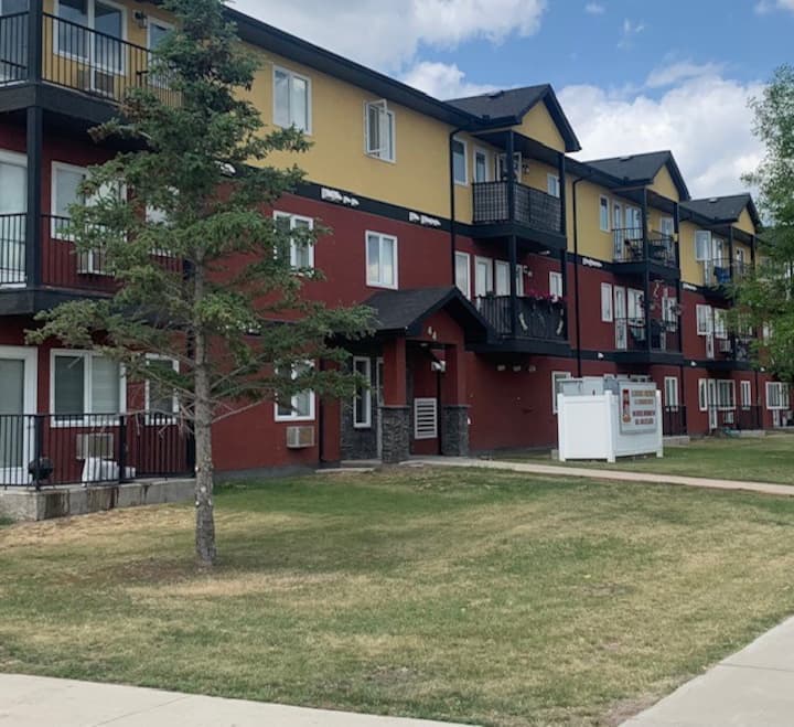 Great 2 Bedroom, 1 Bath Suite - Yorkton