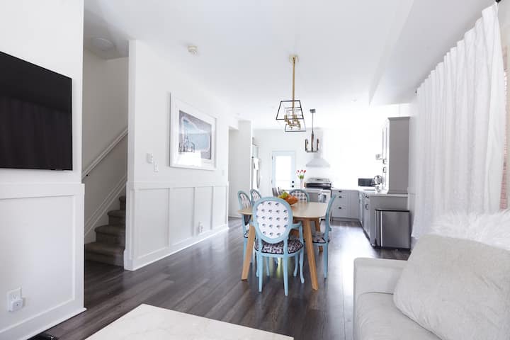 5 Bed Rm House Near Gage Park, Tim Hortons Field - 해밀턴