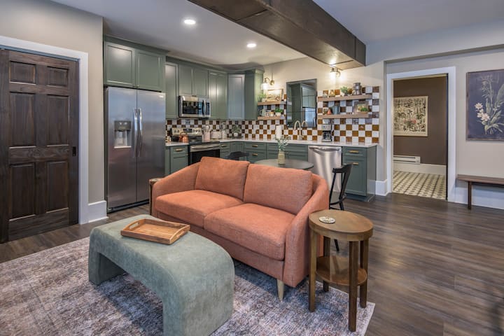 Estuary Indy- The Speakeasy - Indianápolis, IN