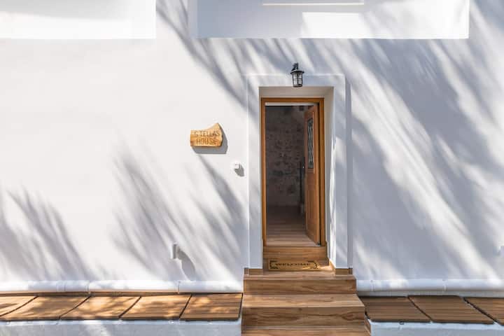 Stella's House
Αρχοντική κατοικία, πόλη Χανιά - Chania