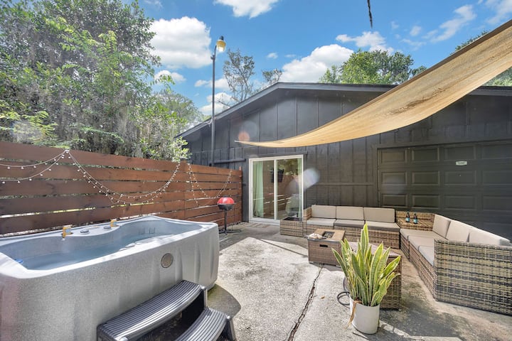 Cozy Guest House W Hot Tub, Firepit & Private - Palm Coast, FL