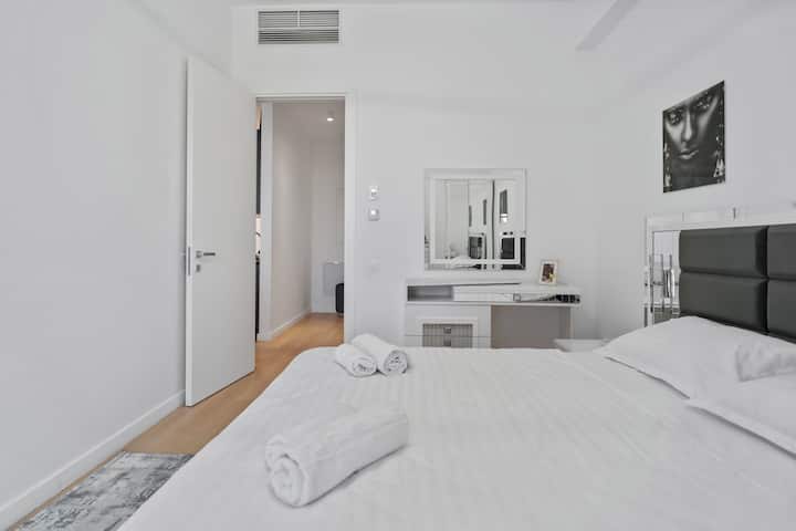 Verdi Park Designer Condo - Bucarest