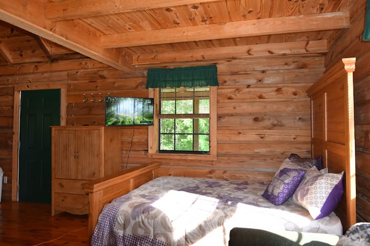 Cozy Pondside Cabin · Laurel Lake - Cumberland Falls State Park, Kite