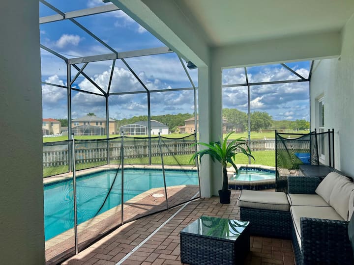 10 Moana, Amazing House, Pool - Davenport, FL