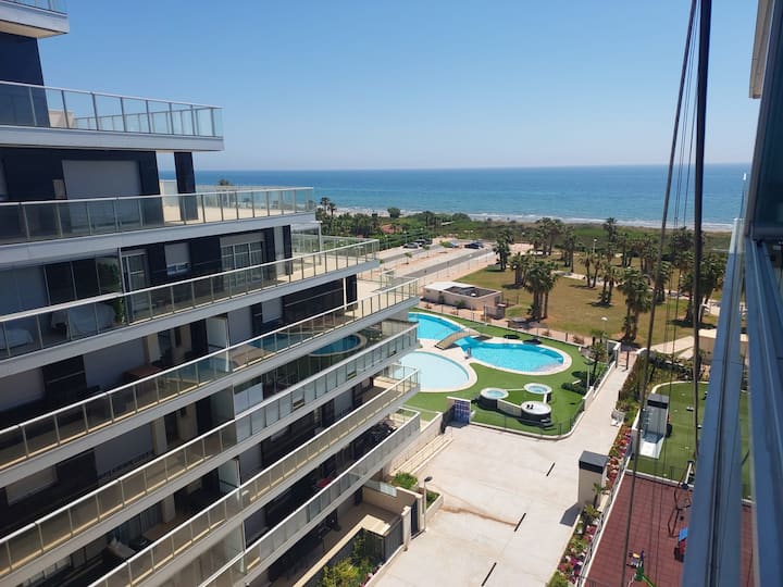Apart 1 Dorm Sexto Cielo Primera Linea/magic World - Cabanes