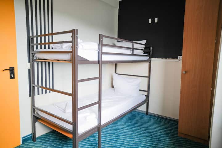 Doppelzimmer Etagenbett Mit Bad - Reinbek