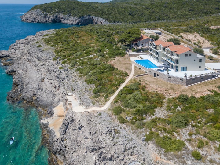 Veslo Sea Blue Apartments - Montenegro