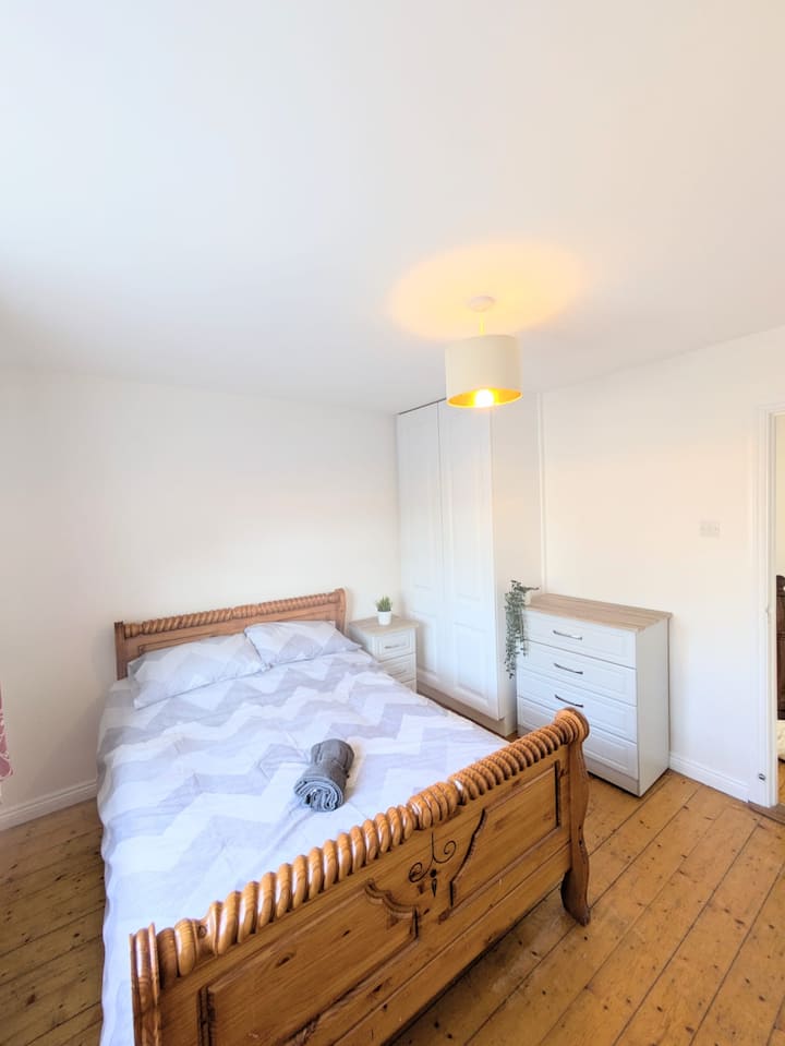 5 Bed House - Limerick - Limerick, Ireland