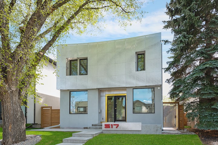 Stunning Inner City Basement Suite 2 Bdr - Calgary