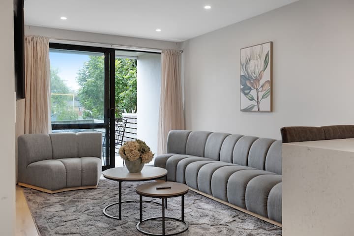 Modern Townhouse Close To Airport And Hospital - Auckland