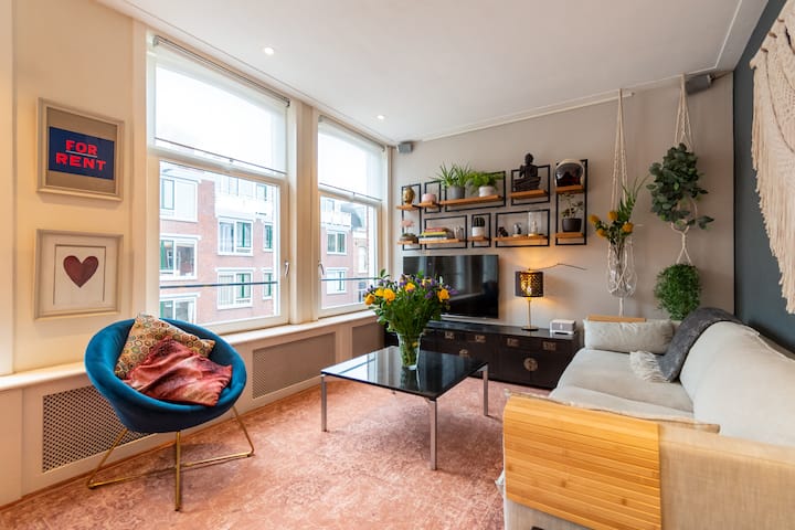 Light-filled Stylish 2 Bed + 2 Bath In De Pijp - Amstelveen