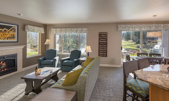 Spacious Sleeps 6-8 Leavenworth A - Leavenworth, WA
