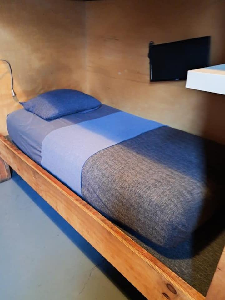 Dtla Co-living In Twin Pod - Los Angeles, CA