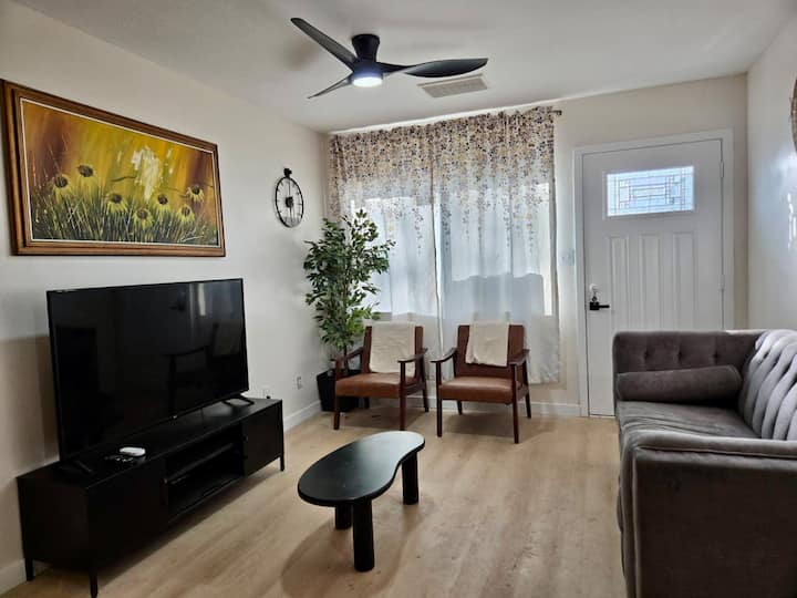 Apt In S. Phx 10 Mins To Airport - Phoenix