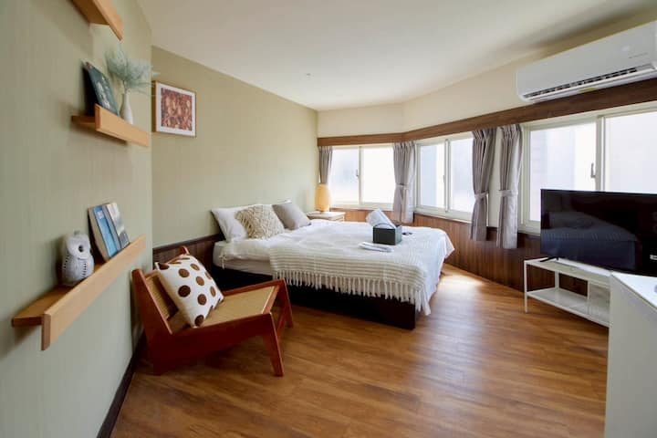 Artistic Double Room|dreamlike Warm Wooden Hous 57 - Beitou District