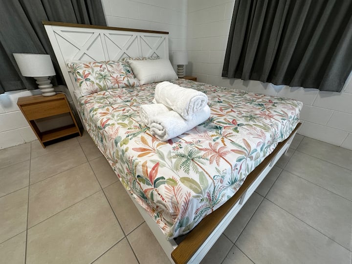 Self-contained Studio Unit No 1 - Cooktown