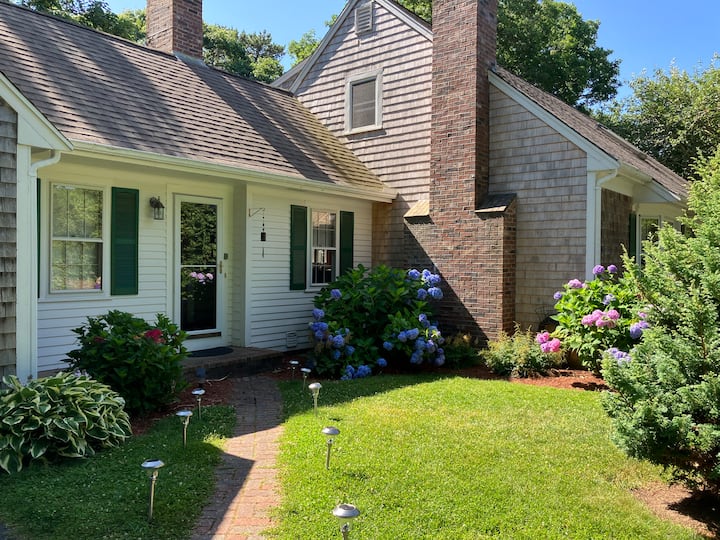 West Falmouth Family Escape-lots Of Privacy - Falmouth, MA