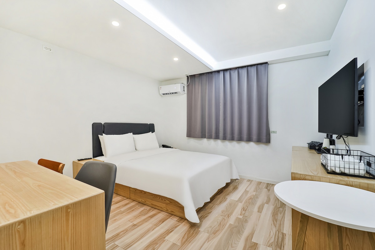 Special Offer Rooms (No Parking) - Integrated OTT (Netflix, Apple TV, Disney +, Tving, Watcha ...