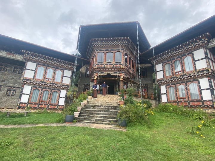 Deluxe Rooms At Dewachen Hotel - Bhutan