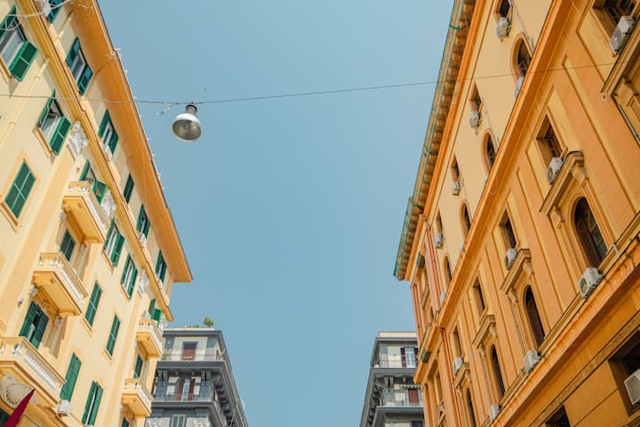 The Heart Of Neapolitan Beauty - Nápoles