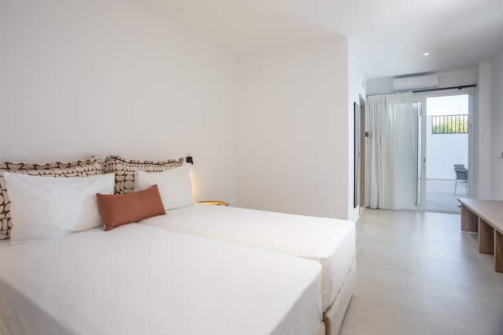 Pado Living - Double Room With Terrace - Faliraki