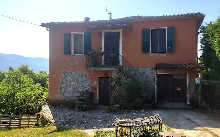 Stanza Rustica In Natura - Pontremoli