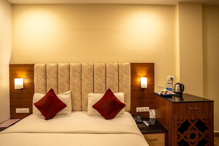 Hotel Bluemoon - Mini Deluxe - Tirunelveli