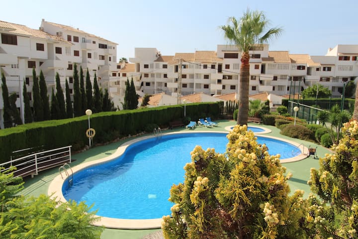 Apartamento Con Piscina En Altea - Altea